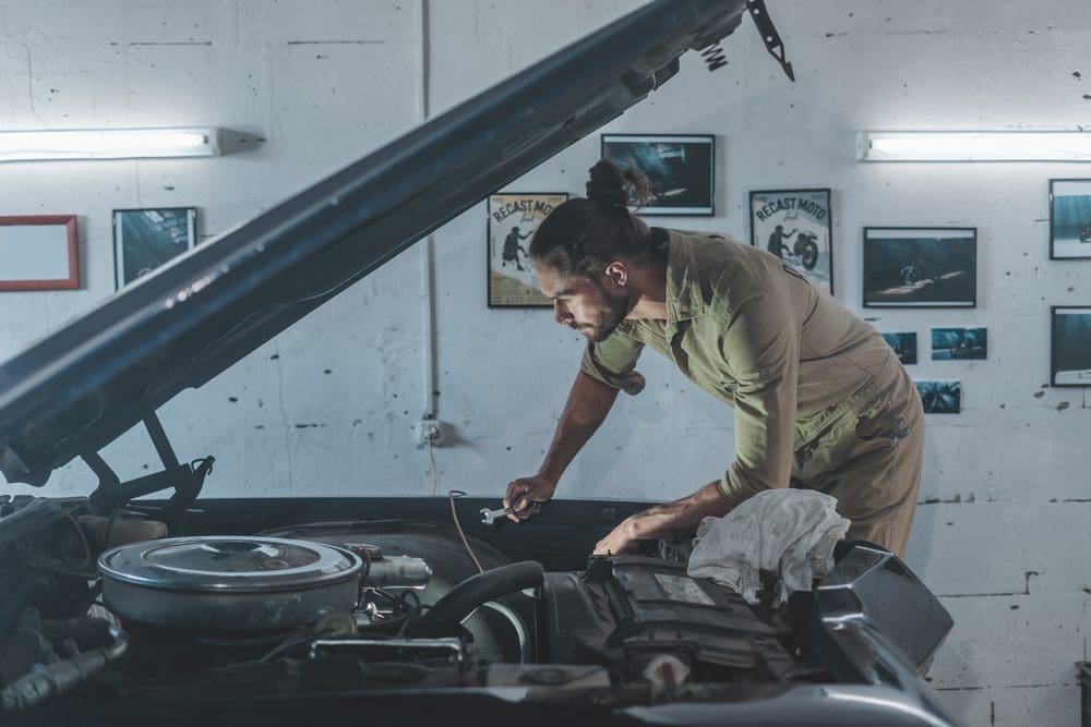 22 Essential Classic Car Maintenance Checks | Heritage Insurance